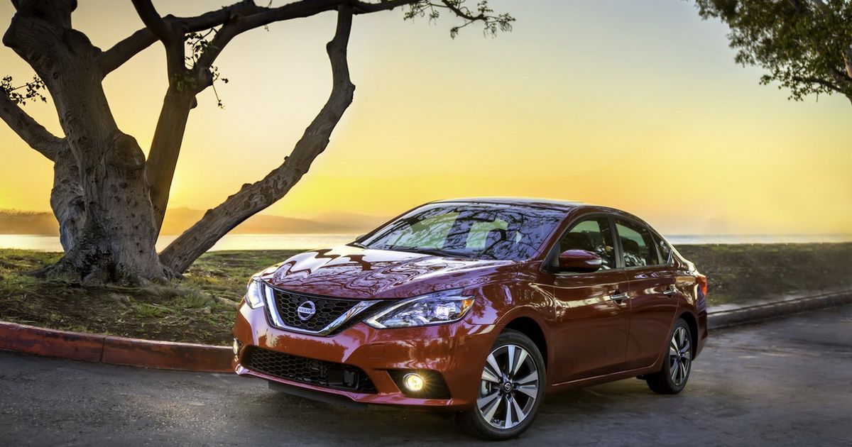 Nissan Sentra 2016 công bố giá bán