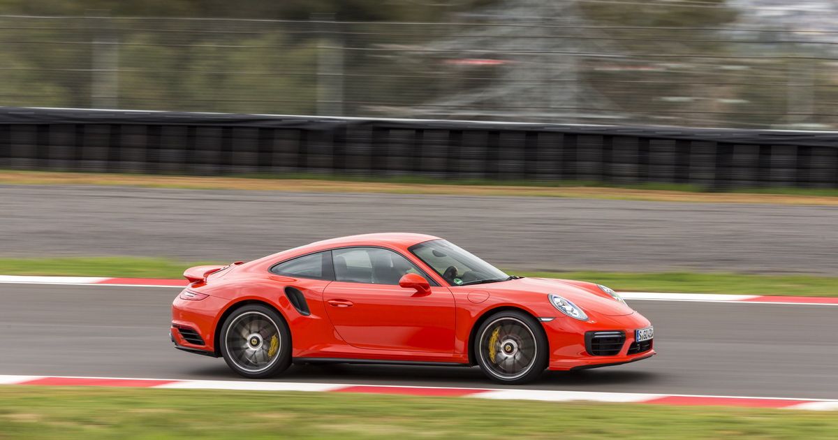 Album ảnh Trải nghiệm PORSCHE 911 TURBO & TURBO S thế hệ 7.5